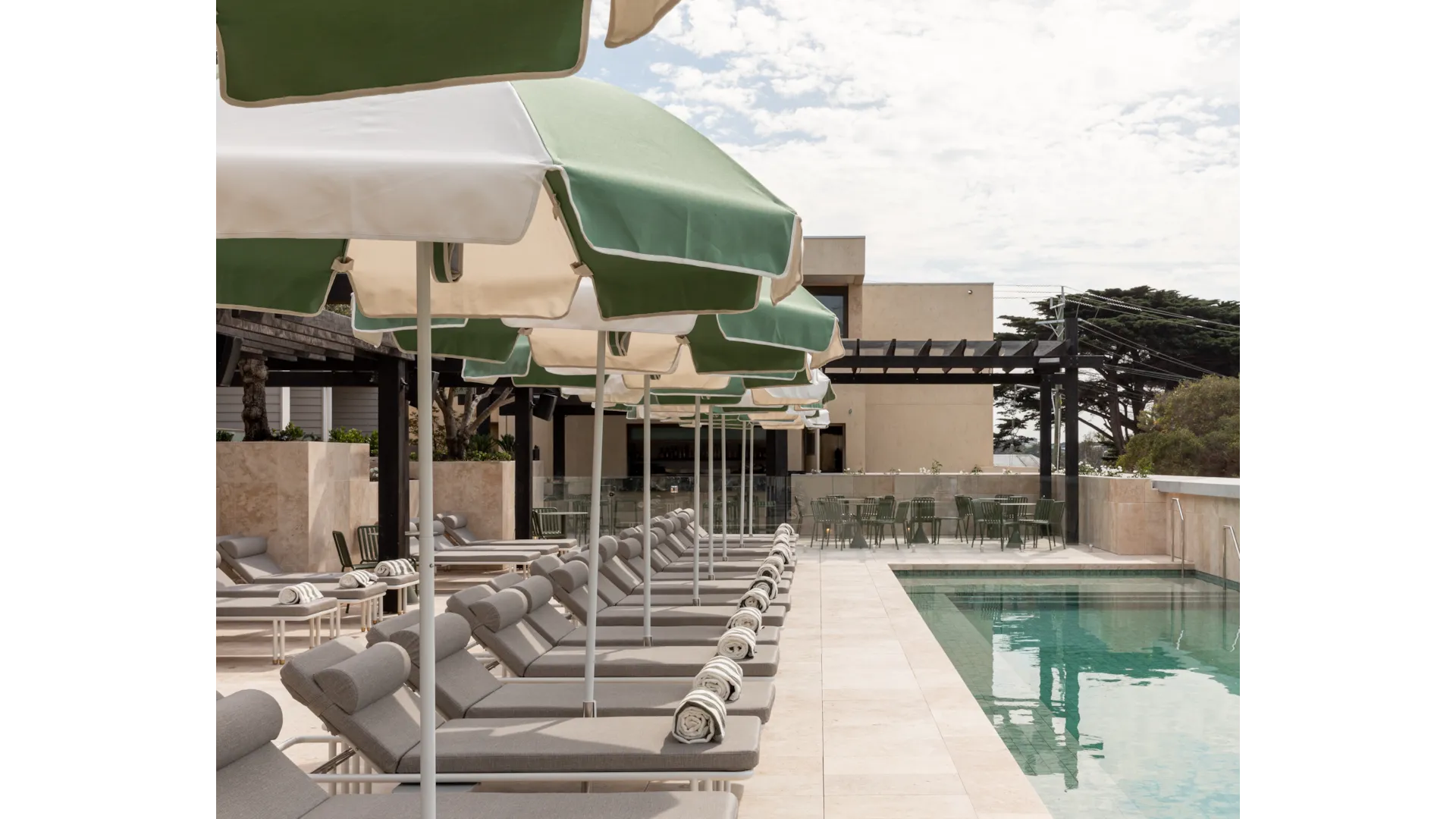 Hotels + Motels — Visit Mornington Peninsula.