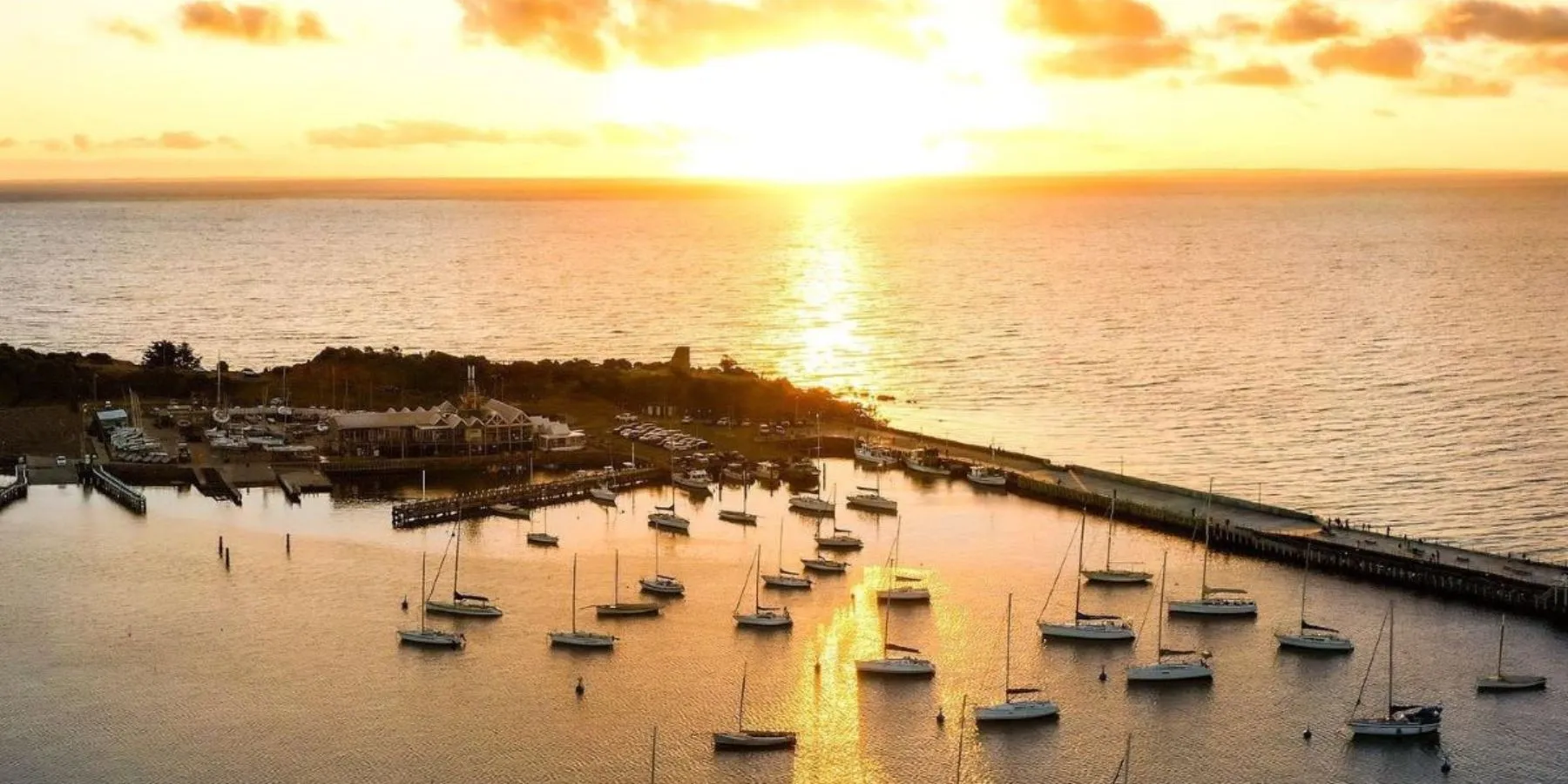 Winery restaurants, cafes and more — Visit Mornington Peninsula.