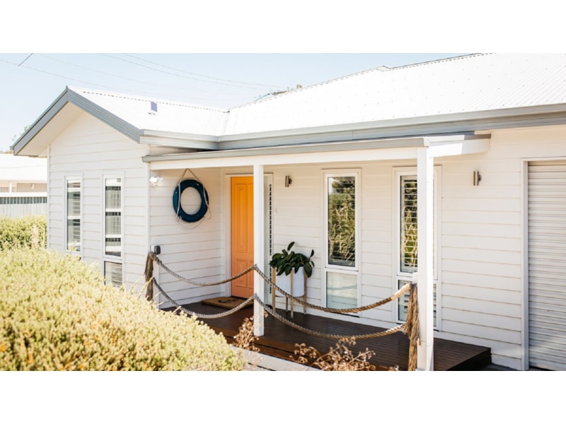 Dromana — Visit Mornington Peninsula.