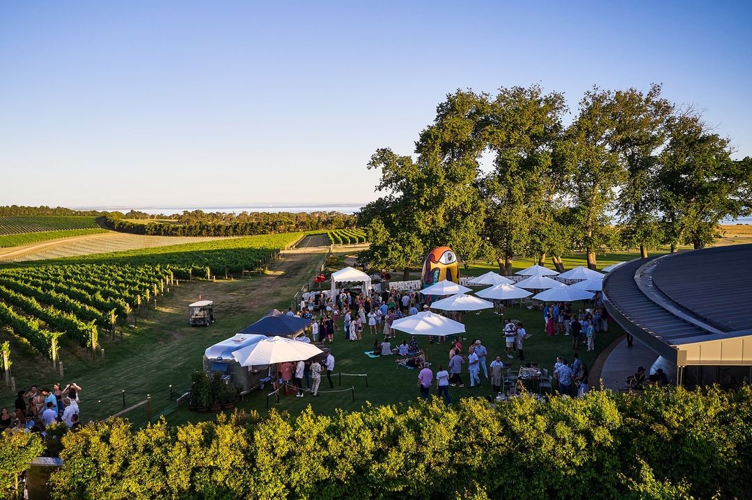 Winery restaurants, cafes and more — Visit Mornington Peninsula.